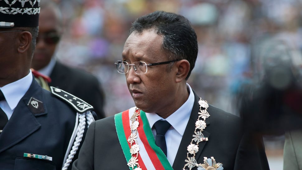 Madagascar: les députés votent la destitution du président - L'Express